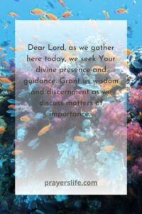 17 Inspiring Leadership Prayers For Meetings